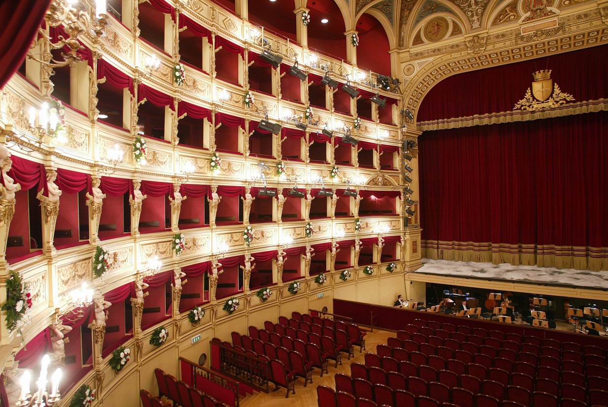 Un invito al Teatro Verdi di Trieste | Hotel Victoria a Trieste
